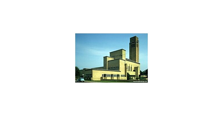 Architectura & Natura - Town hall Hilversum W.M. Dudok